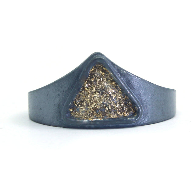 Unisex Geometric Gold Dust Ring - Handmade Sustainable Jewelry ...